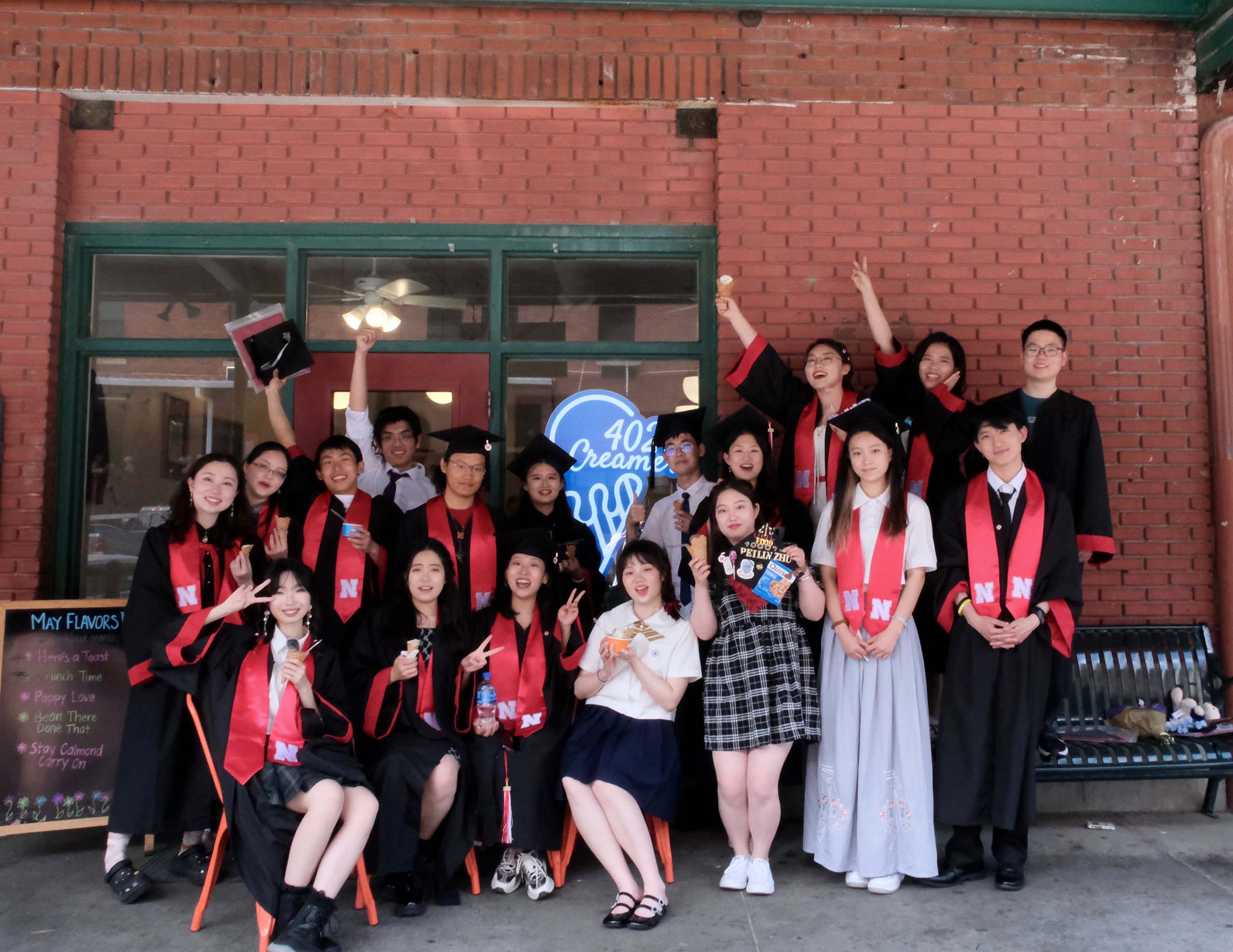 西北农林科技大学与美国内布拉斯加林肯大学合作举办食品科学与工程专业、植物保护专业本科教育项目， 西北农林科技大学与美国亚利桑那大学合作举办环境科学专业本科教育项目